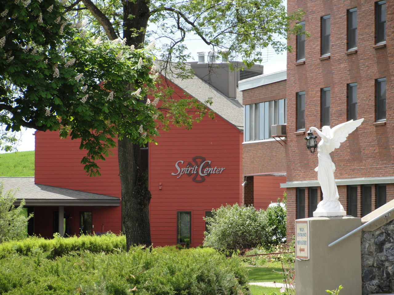 Visit - Monastery of St. Gertrude